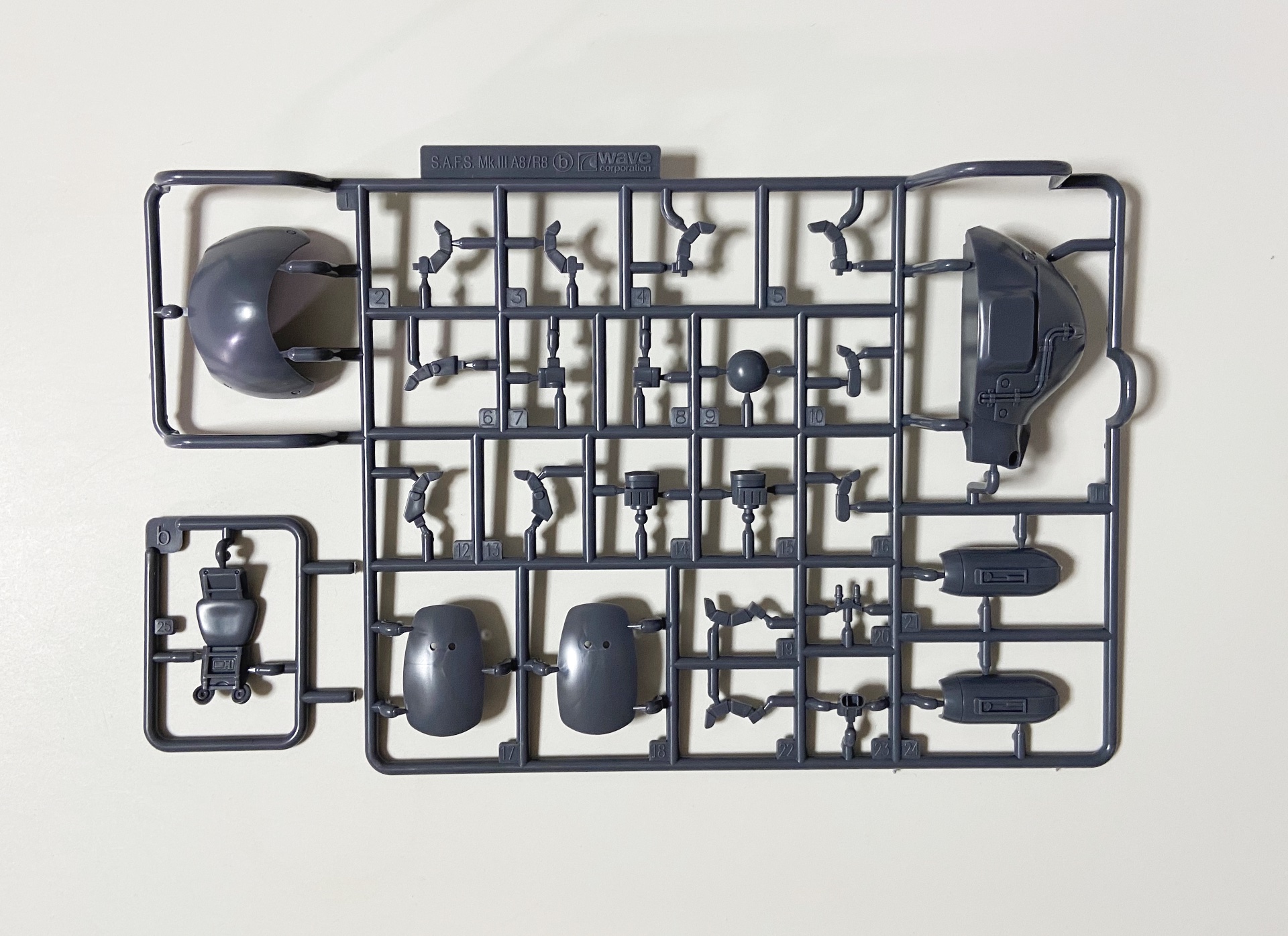 WAVE 1/20 S.A.F.S. Mk.III A8/R8 開封 レビュー – マシーネンのすみっこ